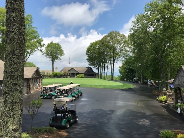 Beech Mountain Club Rental Properties | Beech Mountain, NC