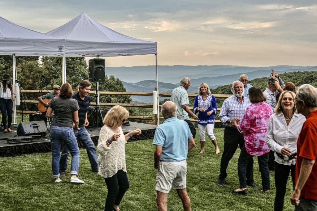 Social Activities for Adults and Kids in Beech Mountain